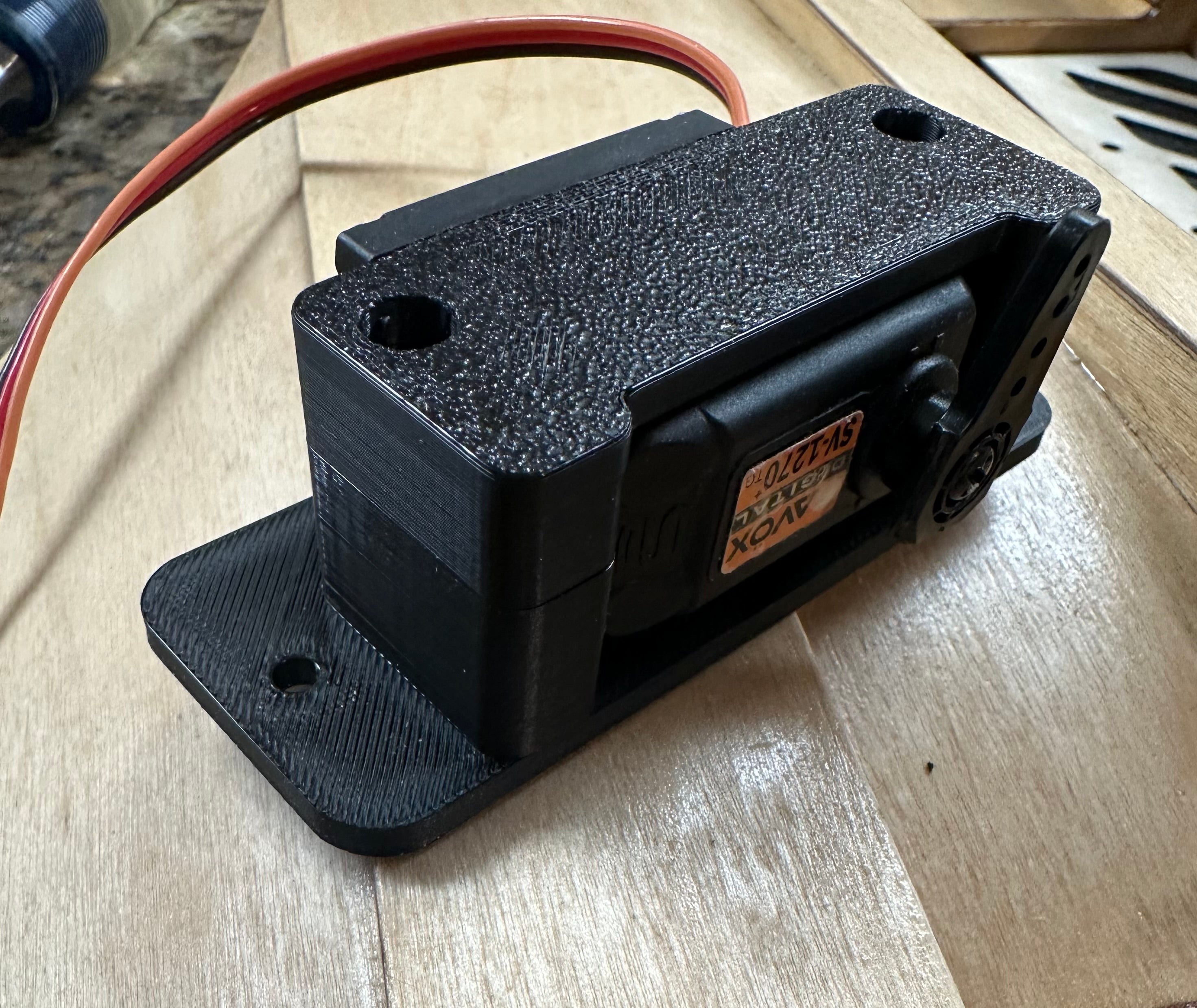 Servo Tray – Blazer Marine